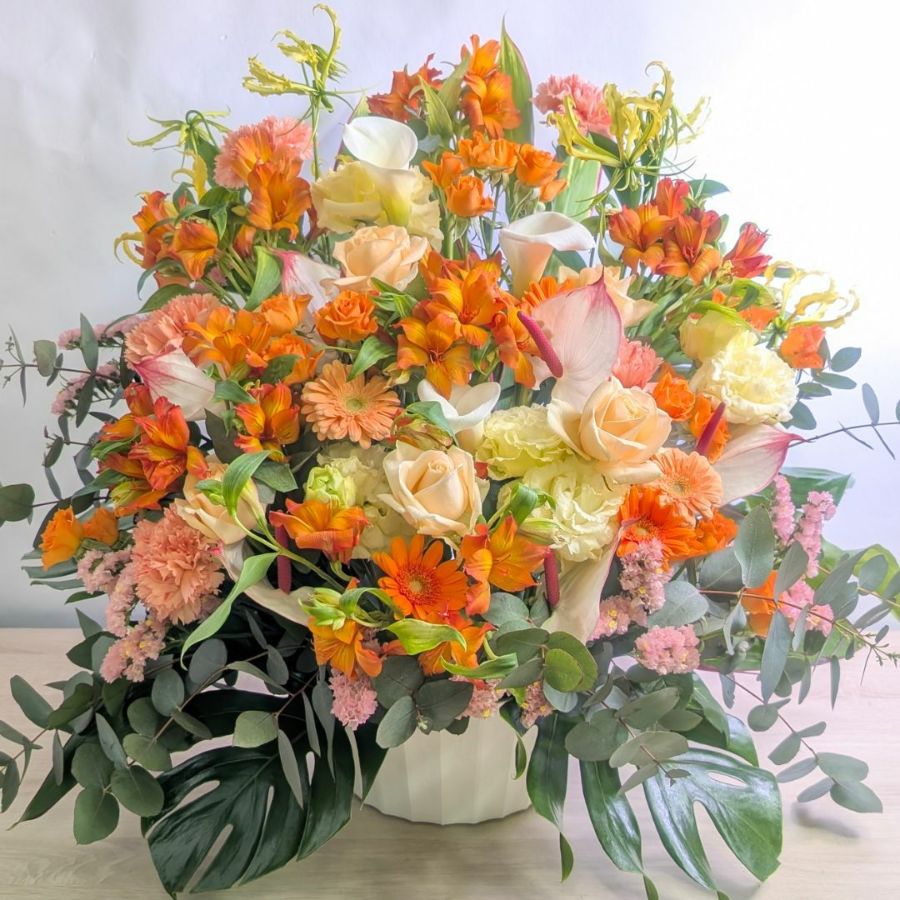 88歳 米寿祝いの花｜誕生日プレゼントに｜父・おじいちゃん・男性におすすめ｜アレンジメント「おひさま」華やか3Lサイズ ｜お花のプレゼント・花ギフト通販 ｜フラワーギフト花以想（はないも）